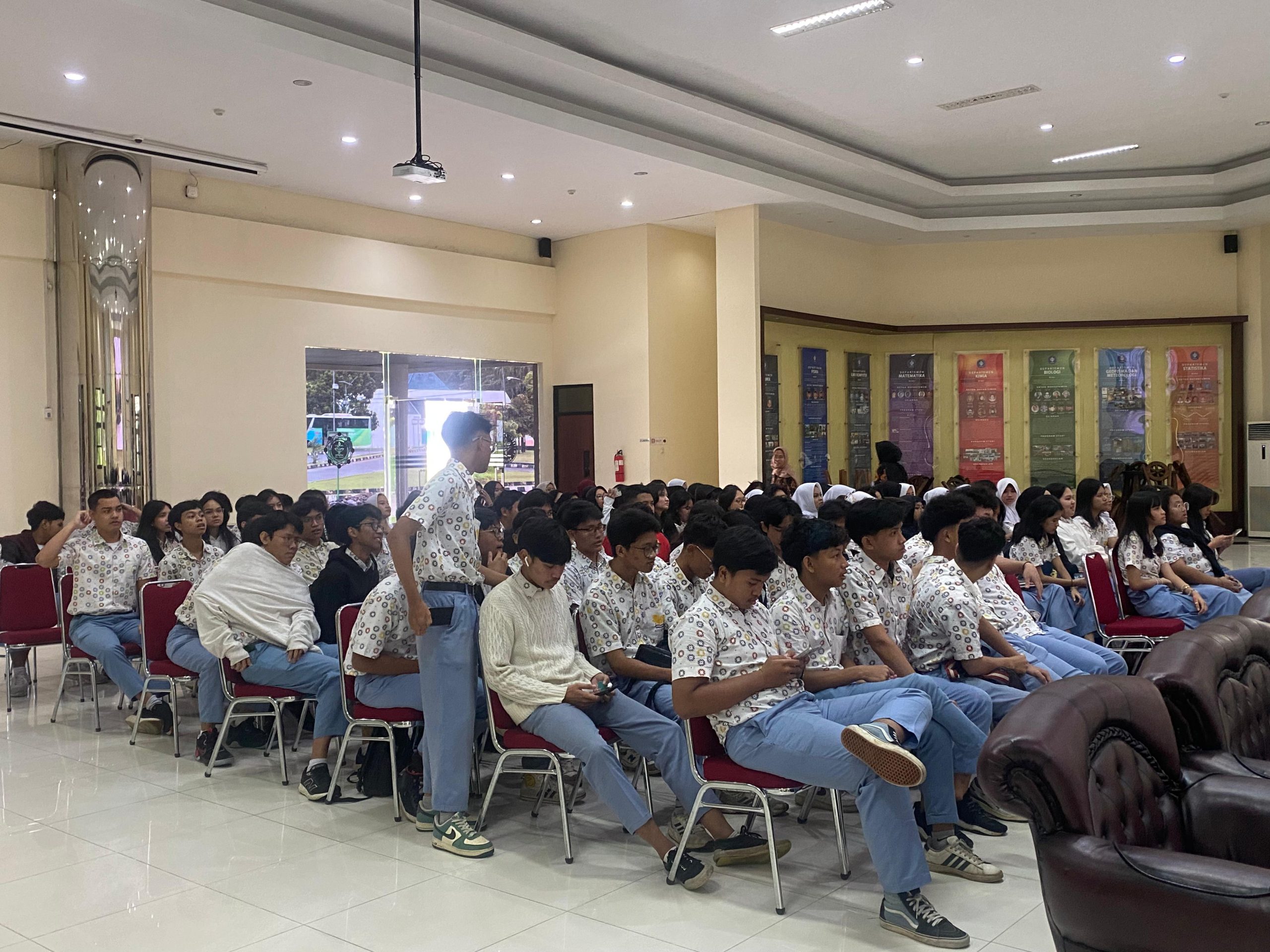 SMA Avicenna Leadership School Cinere Campus Visit ke IPB University